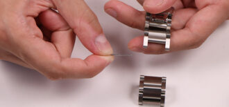 How To Remove Watch Links | StrapsCo