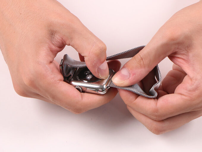 How To Install Apple Watch Bands | StrapsCo