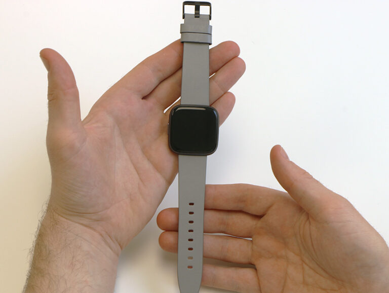 How To Install Fitbit Versa Bands | StrapsCo