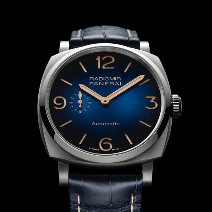 Guide to Different Watch Case Shapes | StrapsCo