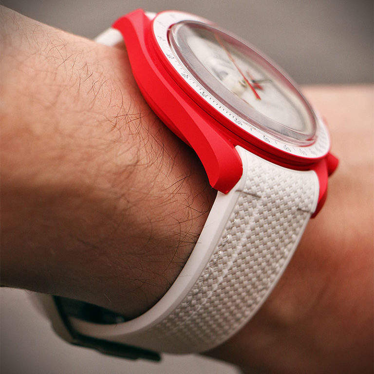 Fitted Stitched Rubber Strap For Omega Speedmaster | StrapsCo