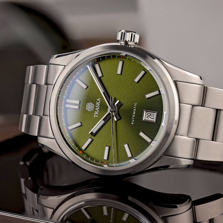 7 Best Everyday Watches Under $1,000 | StrapsCo