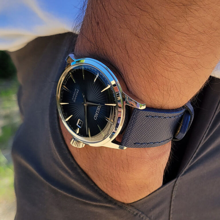 7 Best Short Watch Straps for Small Wrists | StrapsCo